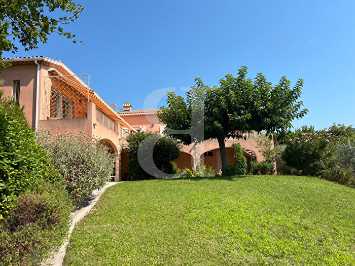 Maison à vendre - Bédoin - 9 pièces - 5 chambres