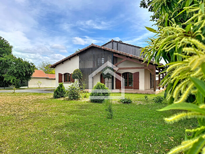 Maison 7 pièces à Hourtin, à vendre