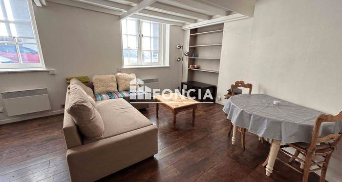 Appartement 2 pièces à Vieux Lille, à louer