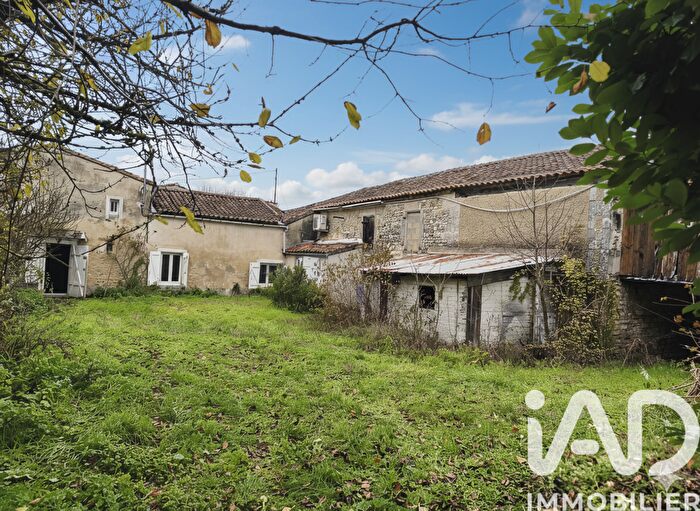 Maison à vendre - Moulidars - 3 pièces - 1 chambre