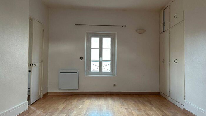 Appartement à louer - Saint Louis, Saint-Germain-en-Laye - 2 pièces - 1 chambre