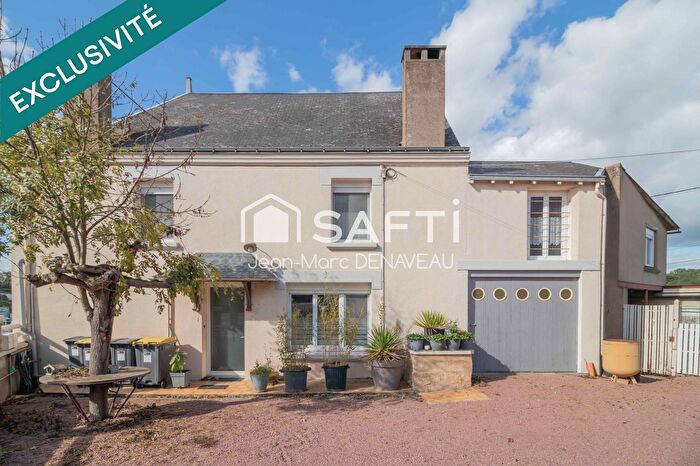 Maison à vendre - Thouars - 9 pièces - 5 chambres