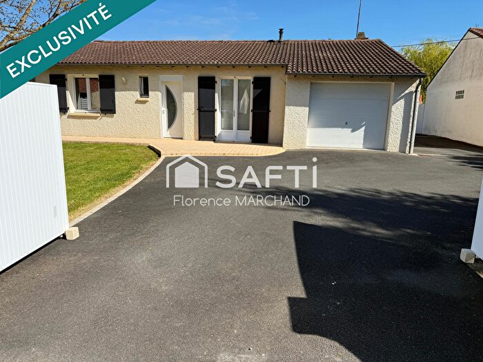 Maison à vendre - Frontenay-Rohan-Rohan - 4 pièces - 3 chambres