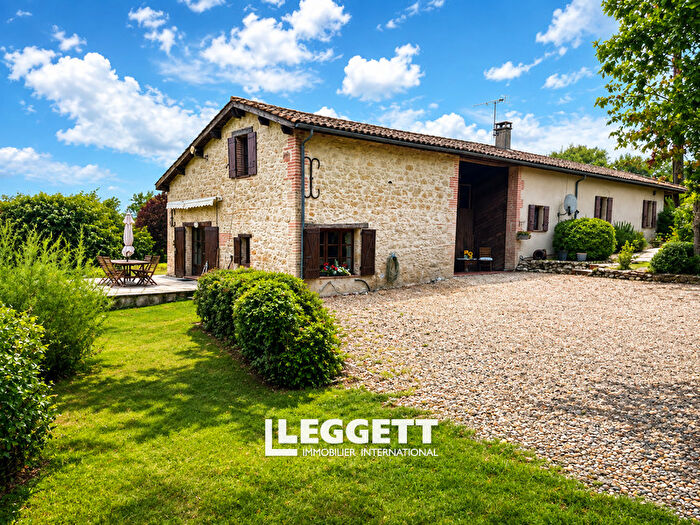Maison 4 pièces à vendre à Coulx