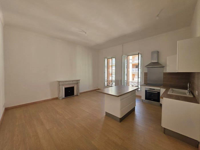 Appartement 3 pièces à louer - Bioves-Casino, Menton