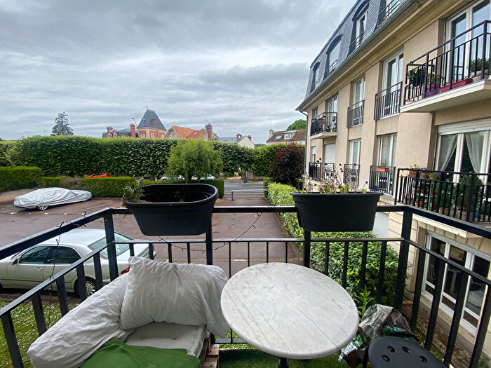 Appartement à louer - Fontainebleau, Provenceaux, Carmel - 1 pièce