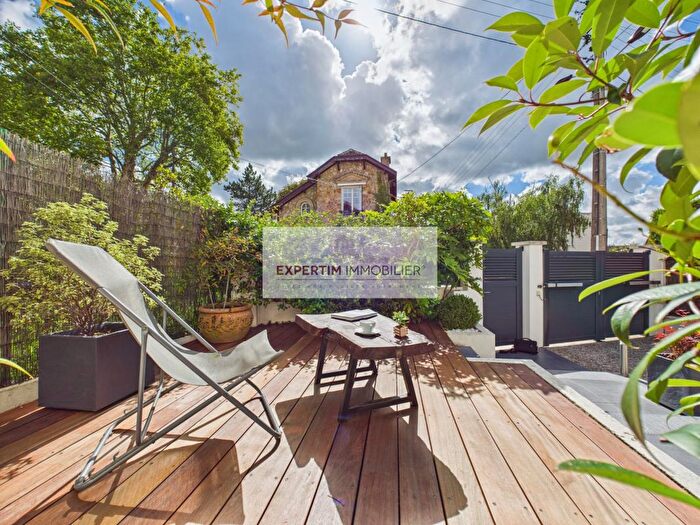 Viroflay, Aulnettes, Forêt Domaniale de Fausses-Reposes : Maison 7 pièces à vendre