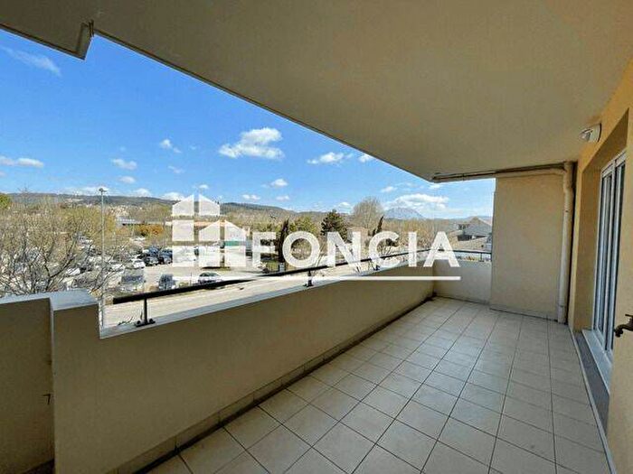 Appartement 4 pièces à louer - Pont de l'Arc, Aix-en-Provence