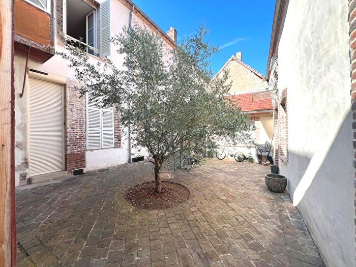 Appartement à louer - Sens - 3 pièces - 2 chambres