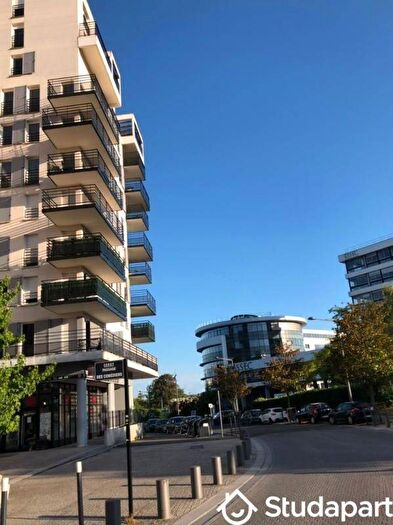 Appartement à louer - Prefecture, Cergy - 1 pièce - 1 chambre