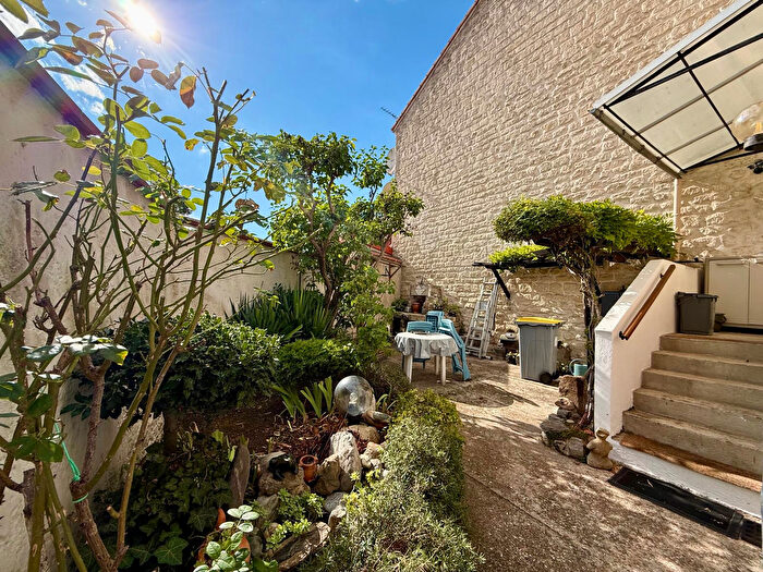 Houilles, Centre-ville : Maison 4 pièces à vendre