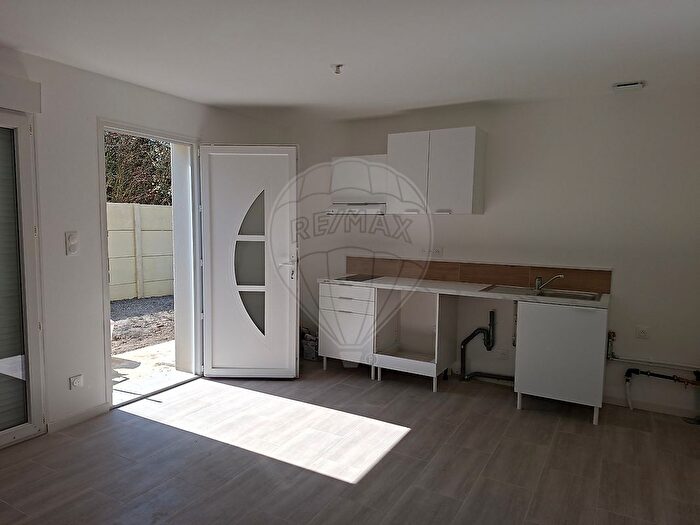 Appartement à louer - Saint-Quentin-de-Baron - 2 pièces - 1 chambre