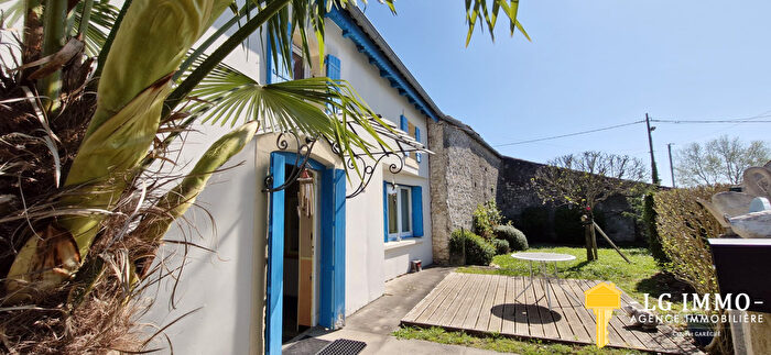 Maison à vendre - Gémozac - 5 pièces - 4 chambres