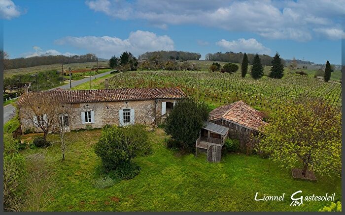 Maison à vendre - Saint-Quentin-de-Caplong - 6 pièces - 3 chambres