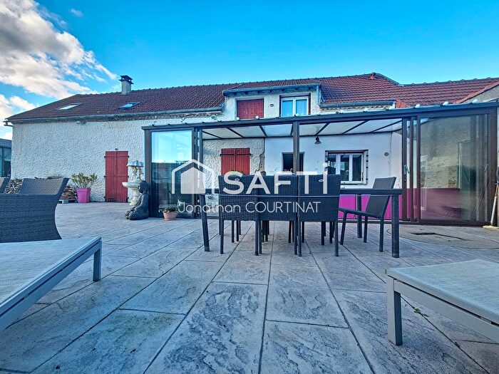 Maison à vendre - Saint-Pont - 12 pièces - 5 chambres