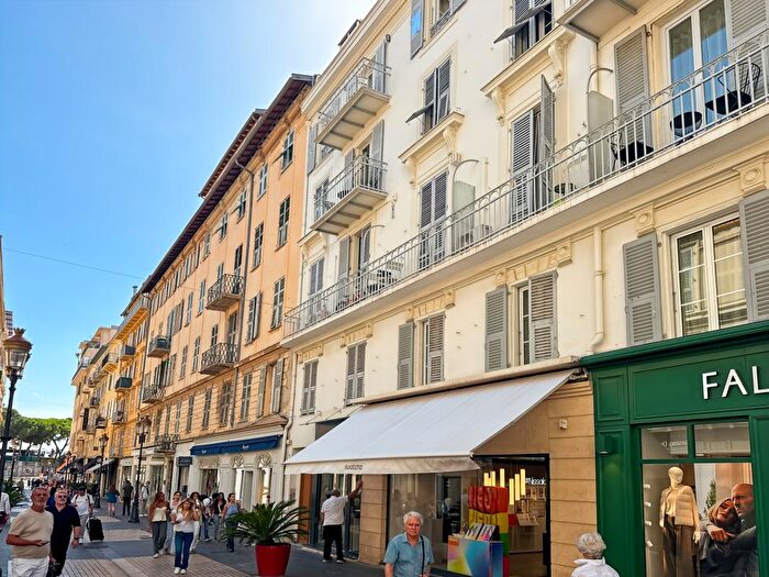 Appartement à vendre - Nice, Carré dor - 2 pièces - 1 chambre