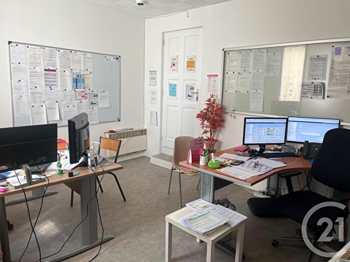 Appartement à louer - Sommières - 2 pièces - 1 chambre