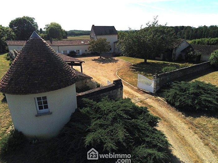 Maison 7 pièces à Orches, à vendre