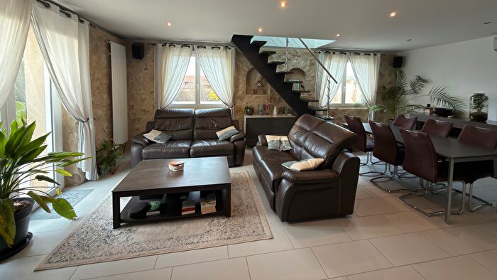 Maison à vendre - Chabeuil - 6 pièces - 4 chambres