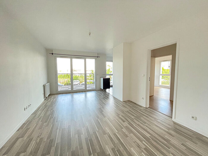 Appartement à louer - Chambray-lès-Tours - 3 pièces - 2 chambres