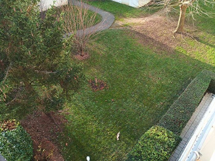 Appartement à louer - Rechèvres-Bas Menus-Boulevard, Chartres - 4 pièces - 3 chambres