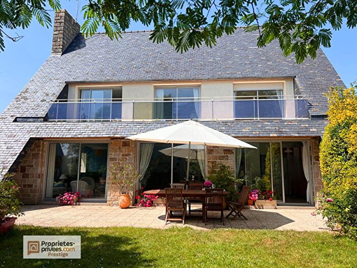 Maison 8 pièces à vendre à Combrit