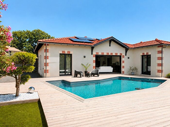 Gujan-Mestras, Gujan : Maison 5 pièces à vendre