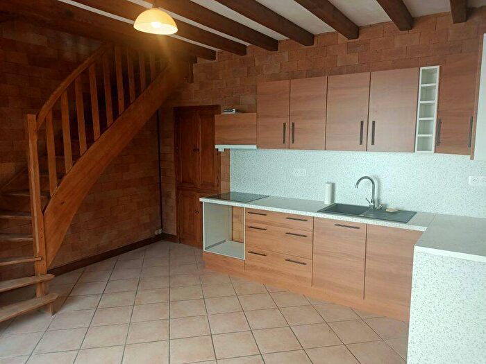 Le Grand Vivier-Le Garet-Pontbichet-Troussier, Villefranche-sur-Saône : Maison 4 pièces à louer