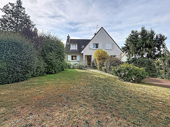 Gouvieux : Maison 9 pièces à vendre