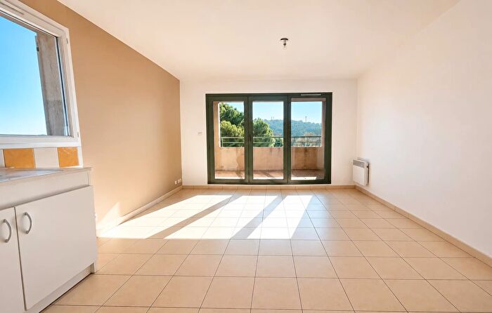 Sanary-sur-Mer : Appartement 3 pièces à vendre