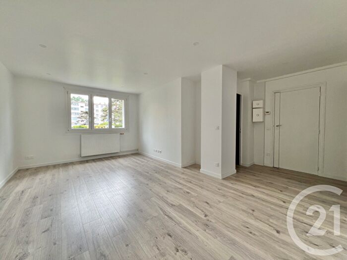 Saint-Martin-dHères, Romain Rolland : Appartement 3 pièces à louer