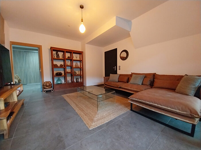 Appartement 3 pièces à vendre - Saint-Paul, Centre-ville, Etang