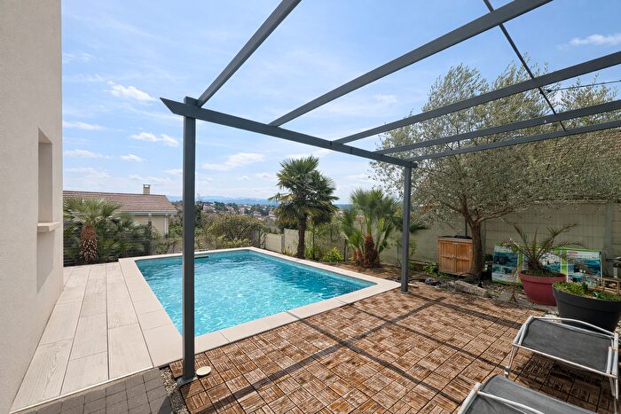 Maison à vendre - Craponne - 5 pièces - 4 chambres