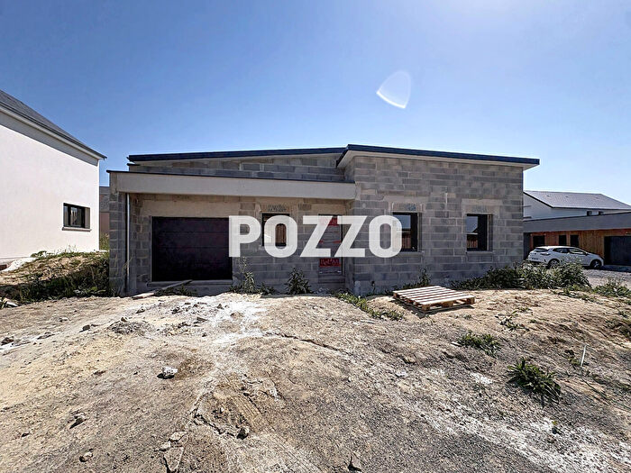 Maison 5 pièces à Bréhal, à vendre