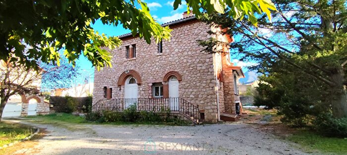 Maison à vendre - Prades - 8 pièces - 5 chambres
