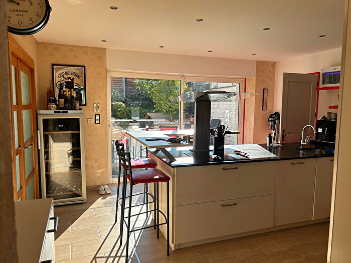 Maison à vendre - Aranc - 11 pièces - 5 chambres