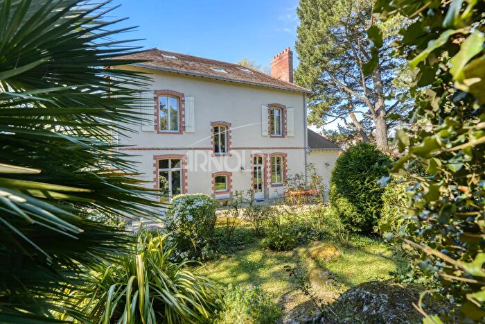 Maison à vendre - Clisson - 9 pièces - 6 chambres