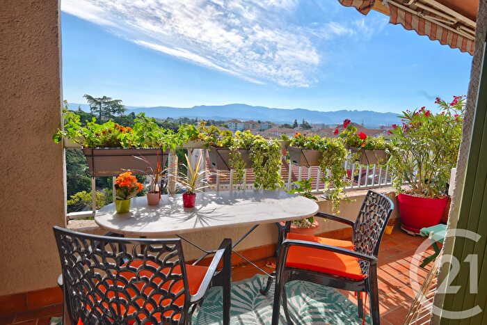 Romans-sur-Isère, Etournelles, Gloriette, Pierrottes, Valettes : Appartement 5 pièces à vendre