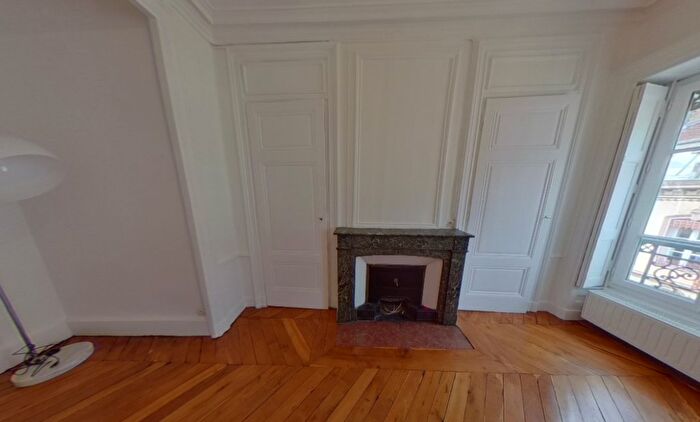 Appartement à louer - Lyon e , Tête dOr, Vitton - 4 pièces - 3 chambres