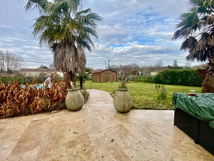 Maison à vendre - Teuillac - 5 pièces - 4 chambres