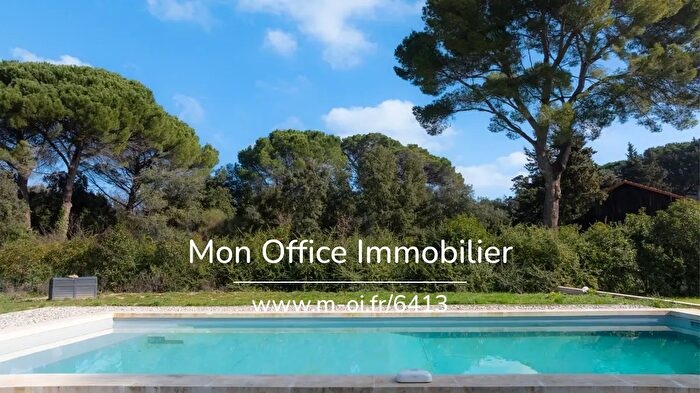 Maison 8 pièces à Aix-en-Provence, Puyricard, Célony, à vendre