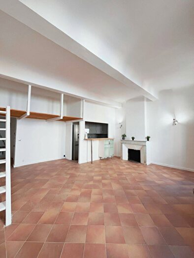 Centre Ville, Aix-en-Provence : Appartement 2 pièces à louer
