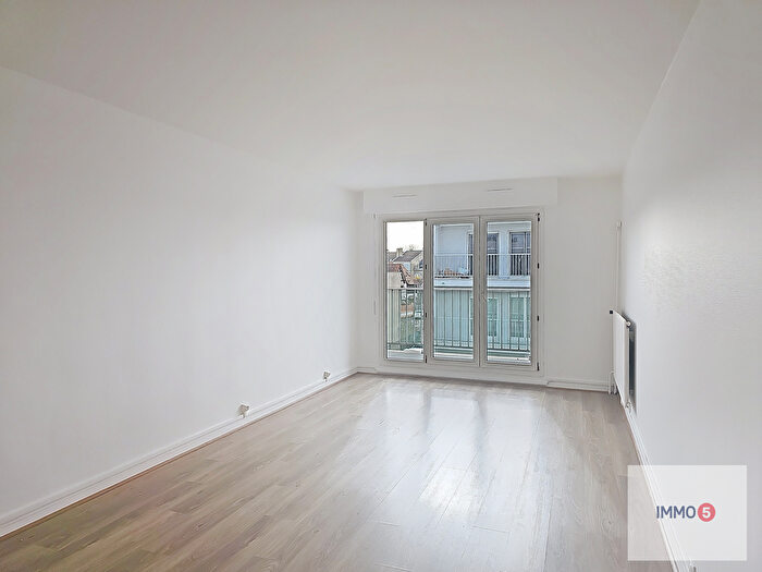 Appartement à vendre - Noisy-le-Grand, Nord - 3 pièces - 2 chambres