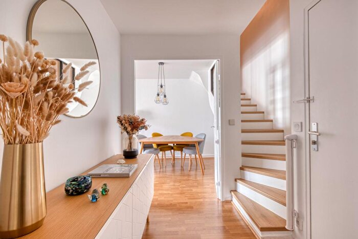 Asnières-sur-Seine, Gresillons, Voltaire - Appartement 3 pièces à vendre