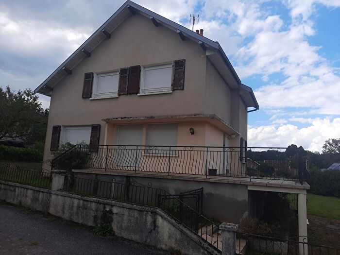 Maison à vendre - Lerrain - 6 pièces - 5 chambres