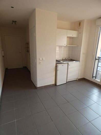 Appartement à louer - Centre-Bourg, Saint-Genis-Laval - 1 pièce