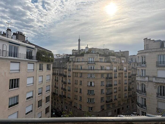 Paris 16ème, Passy, Maison de la Radio, Muette-Sud - Appartement 1 pièce à vendre