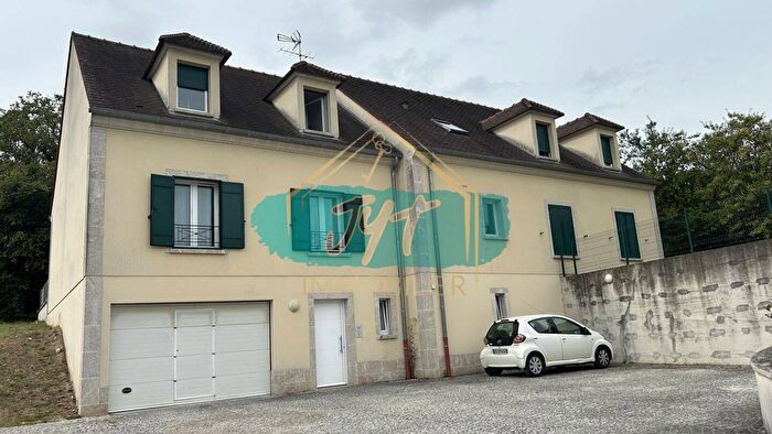 Appartement à louer - Fontenay-en-Parisis - 2 pièces - 1 chambre