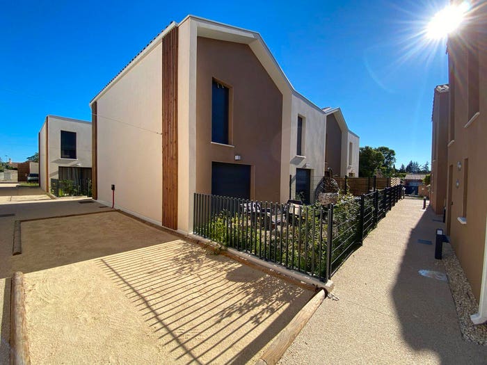 Maison 4 pièces à louer - Sud, Marguerittes