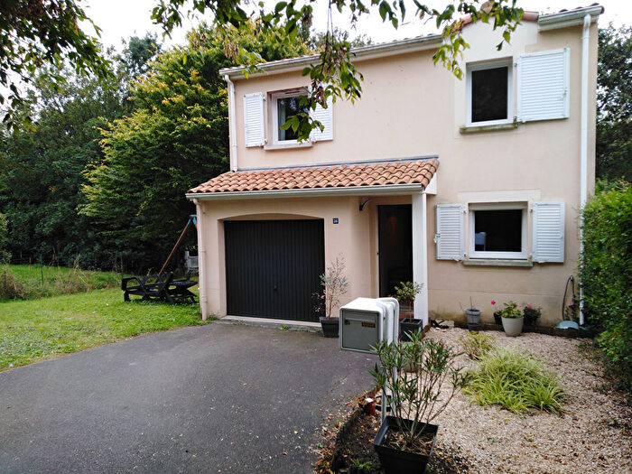 Maison 4 pièces à vendre - La Roche-sur-Yon, Val d'Ornay, Saint-André d'Ornay, Forges